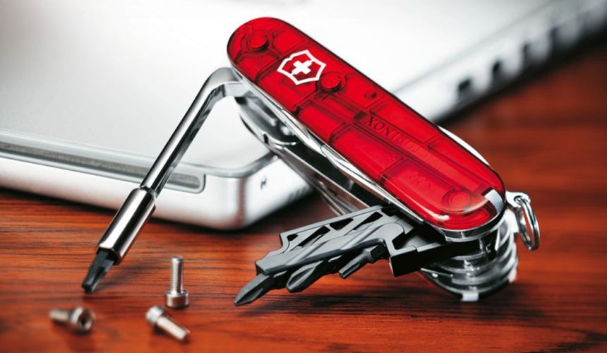 coltellino-svizzero-multiuso-victorinox-cyber-tool-s-17605T-con-27 ...